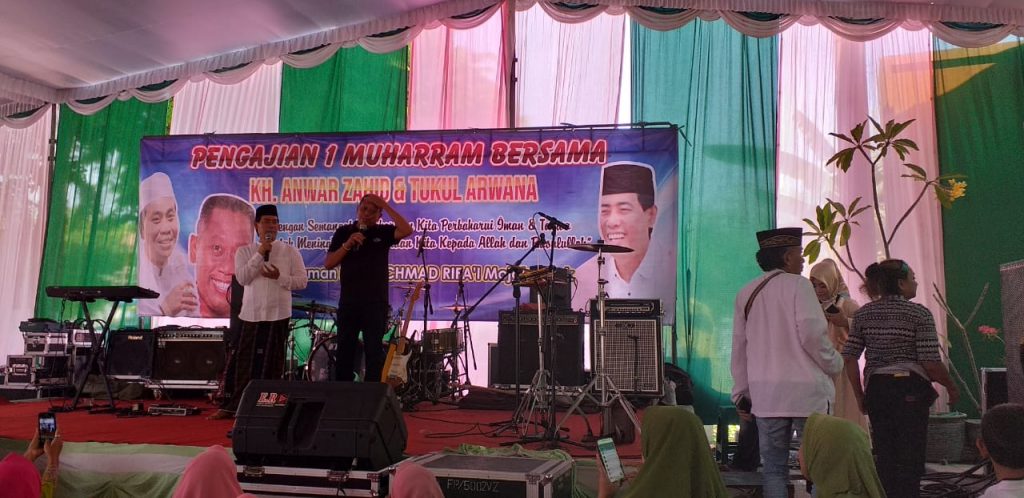 Pengacara H. Achmad Rifa’i Gelar Pengajian 1 Muharram Bersama KH. Anwar ...