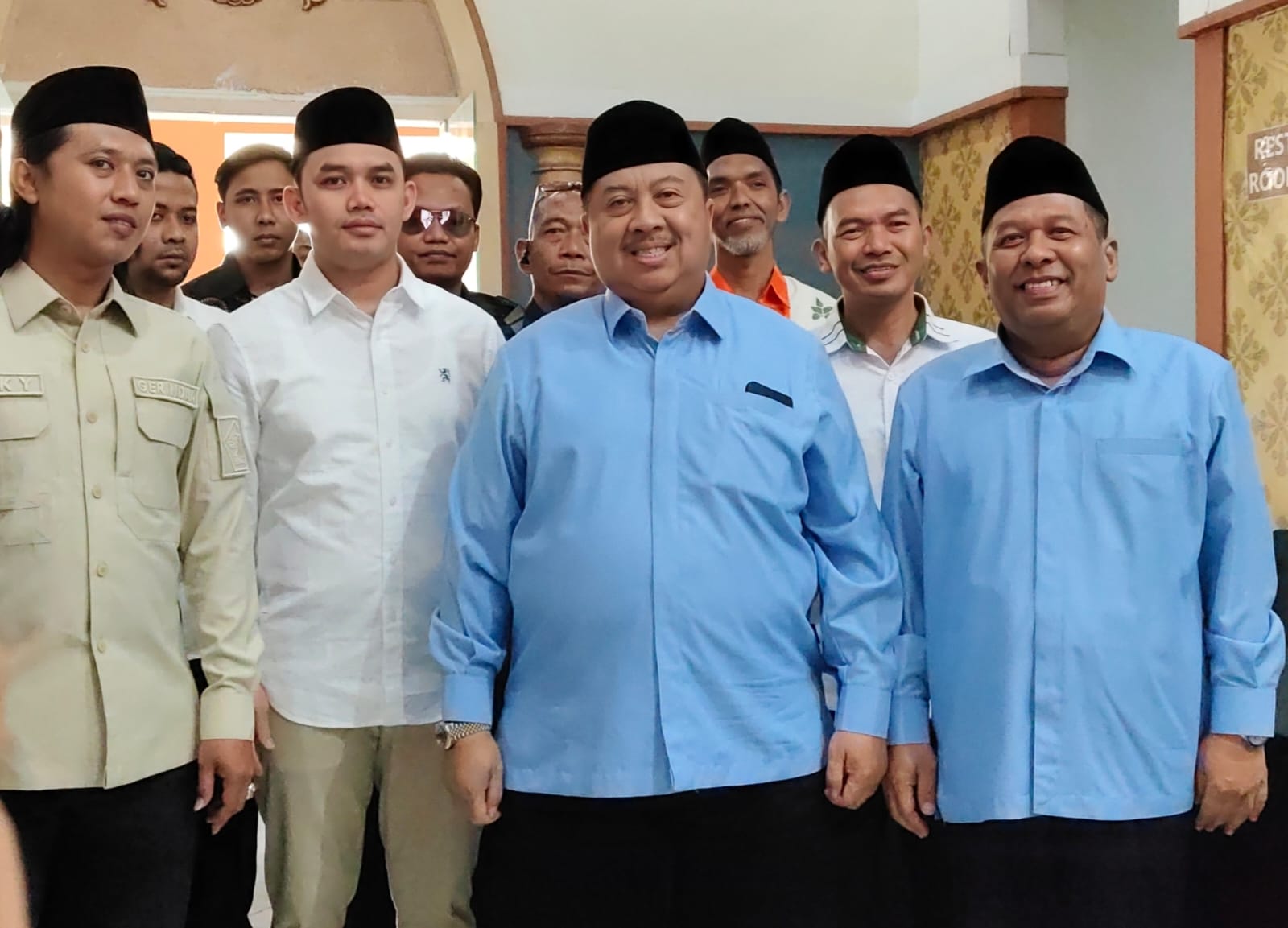 Pasangan Calon Warsubi-Gus Salman Deklarasi Maju Pilkada Jombang 2024 ...